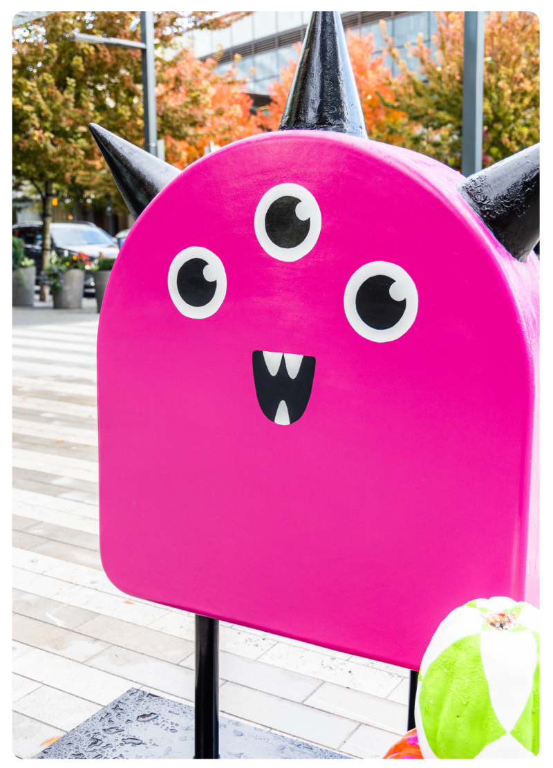 HALLOWEEKS - The Amazing Brentwood